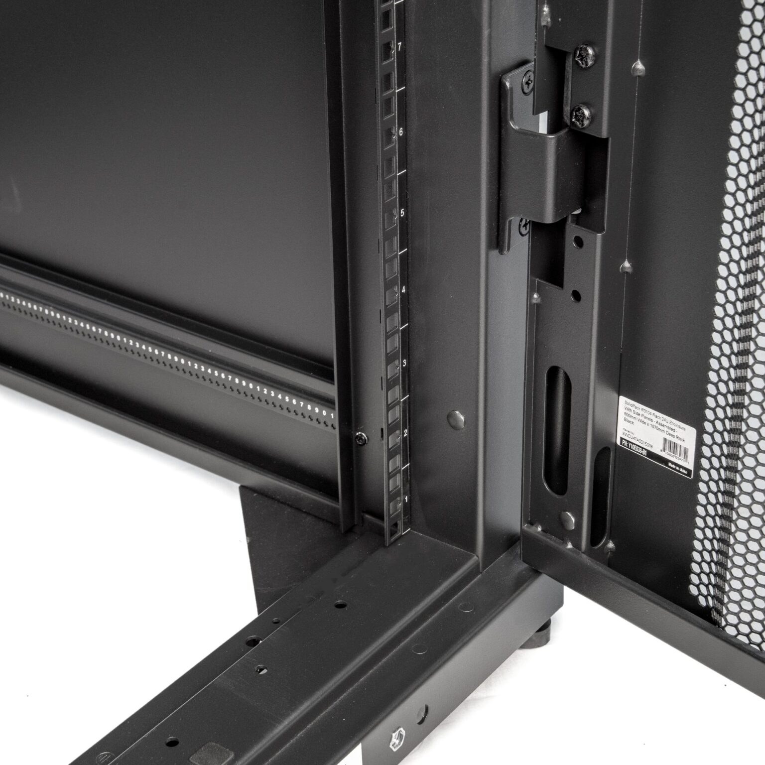 SolidRack R3104 Rack 24U Enclosure With Side Panels – Assembled ...